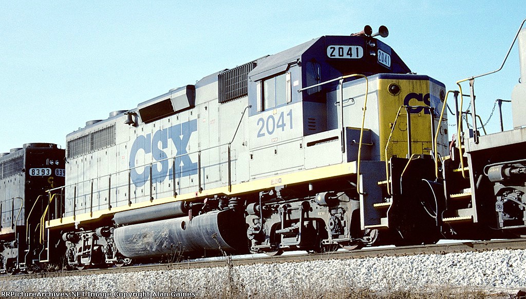 CSX GP-38 2041